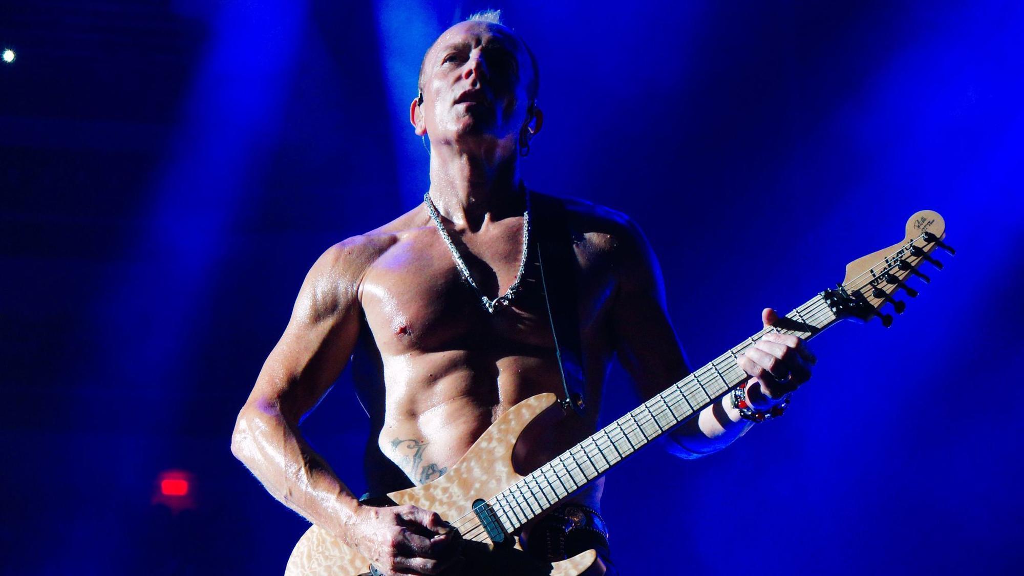 New Phil Collen Radio Interviews | Def Leppard